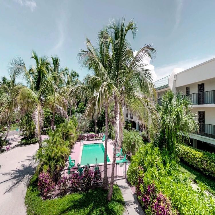 Hidden Cove Resort | Anna Maria Island Resort Rentals